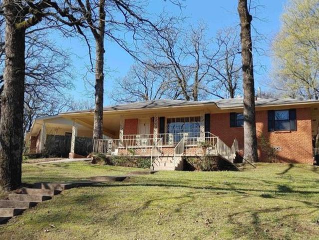 3633 Idlewild Ave, North Little Rock, AR 72116