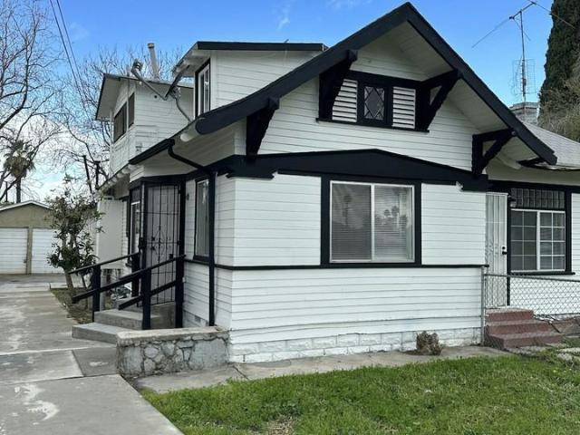 3633 Kansas Avenue, Unit 3635 2 Bedroom Condo for Rent at 3633 Kansas Ave #3635, Riverside, CA 92507 Eastside