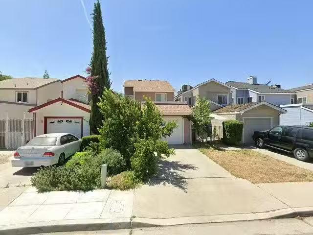 3633 W Harvard Ave, Fresno, CA 93722
