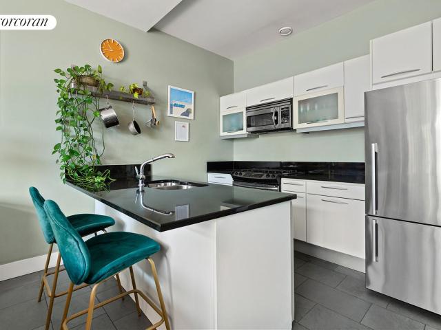 363 16th Street 4A