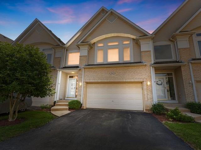 363 Aaron Ln, Bolingbrook, IL 60440