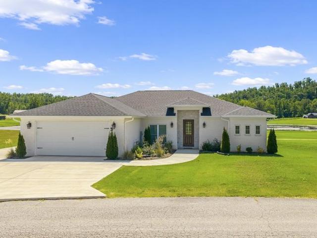 363 Golfview Ln, Decaturville, TN 38329