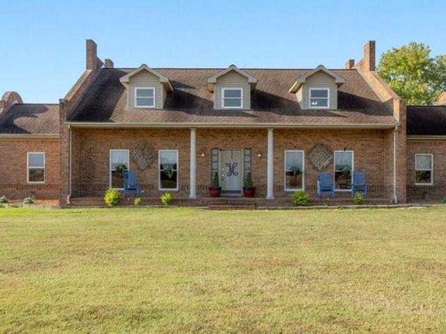 363 Grant Rd, Murray, KY 42071