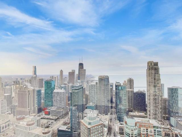 363 E Wacker Dr, Unit 5506, Chicago, IL 60601 | MLS #12557 | Compass