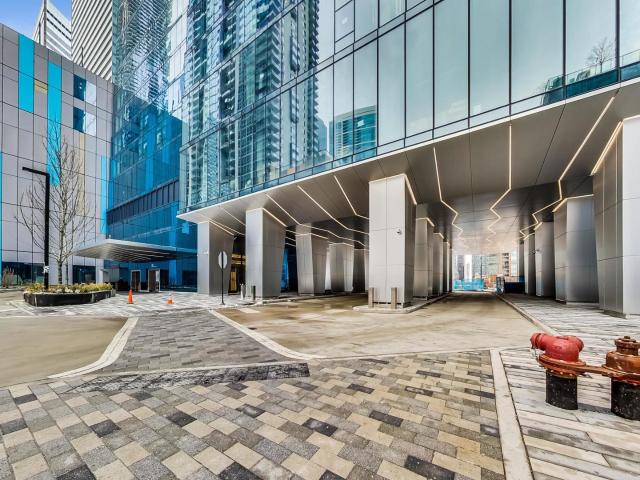 363 E Wacker Dr, Unit 3709, Chicago, IL 60601 | MLS #12570