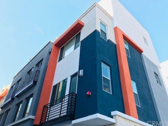 363 E Broadway, Long Beach, CA 90802