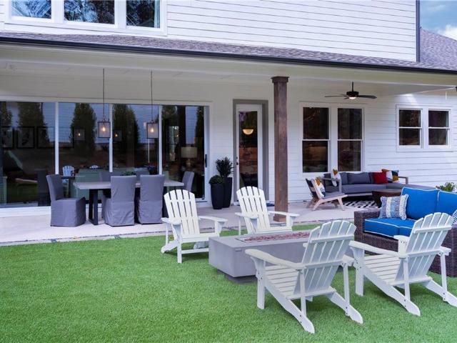 363 Ellis Preserve Lane SW