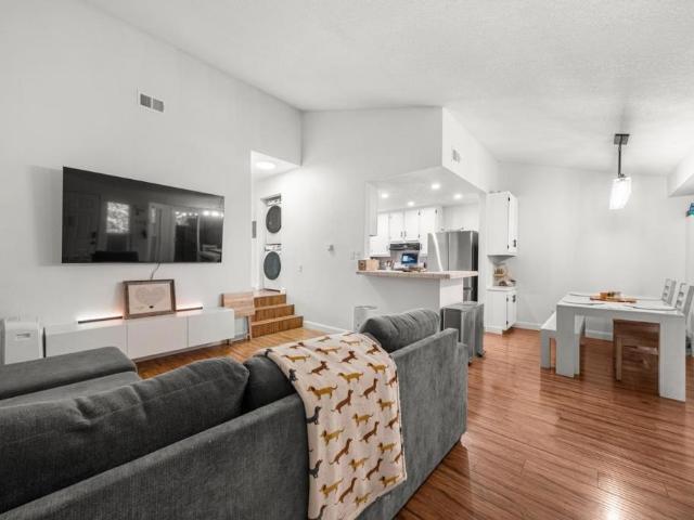 363 Kenbrook Circle