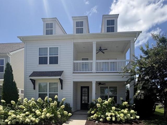 363 Hammock Pvt Ln, Spring Hill, TN 37174