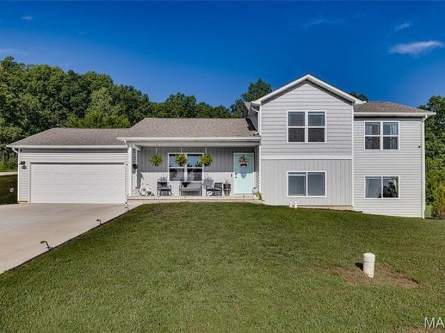 363 Moss Ln, Farmington, MO 63640