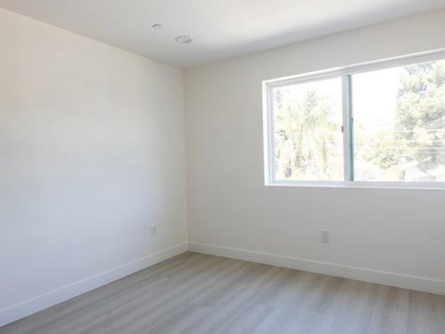363 Meadow Ln, San Jose, CA 95127