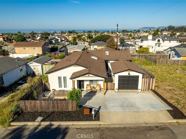 363 N 5th St, Grover Beach, CA 93433