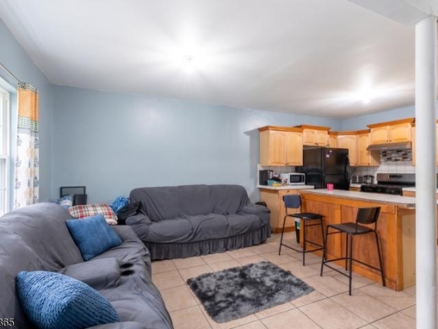 363 Summer St