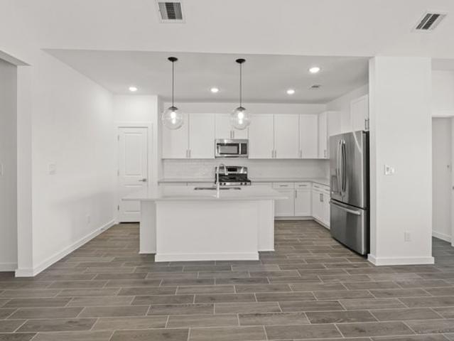 363 W Rose Marie Ln, Montgomery, TX 77356
