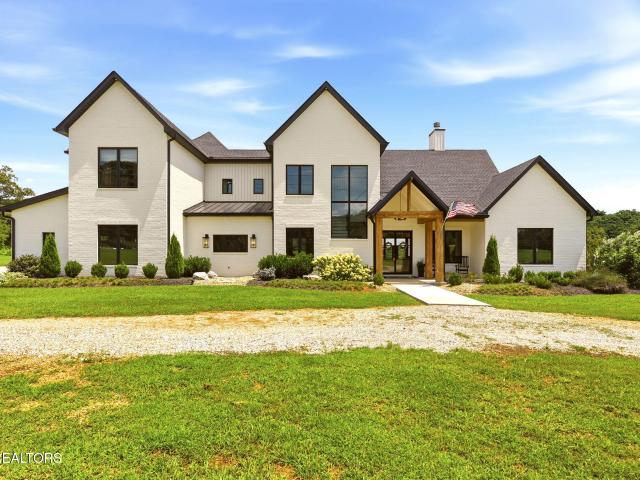 363 Zachary Rd