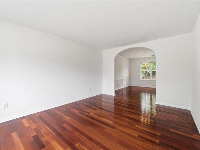 3644 Bancroft Main
