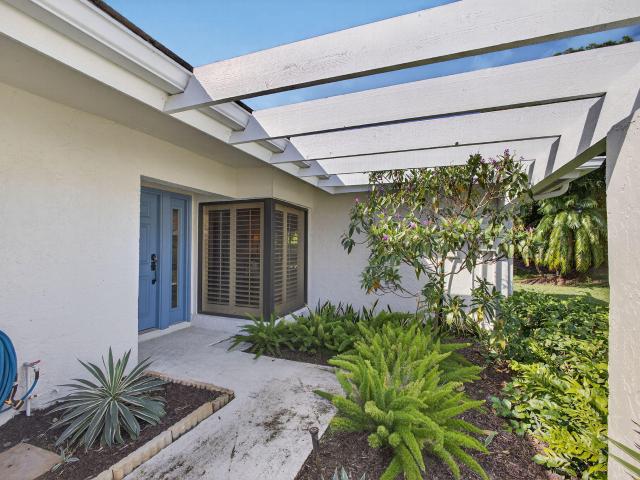 3644 Freshwater Dr, Jupiter, FL 33477 | MLS #R11137