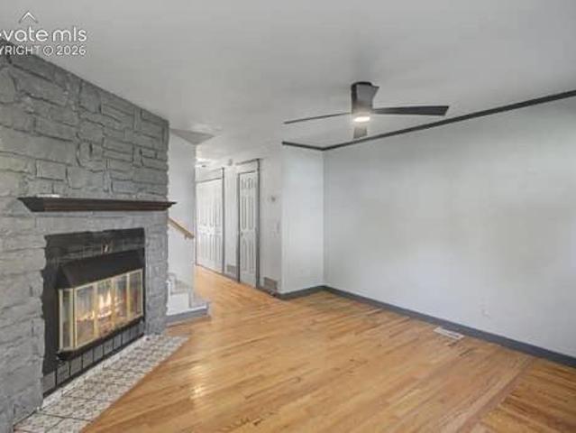 3644 Queen Anne Way