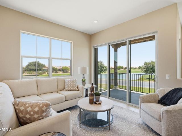 36451 N La Casa Drive # 11
