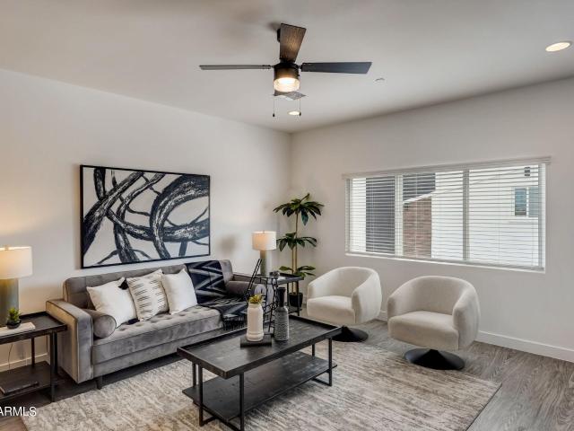 3645 E Earll Dr, Unit 15, Phoenix, AZ 85018 | Compass