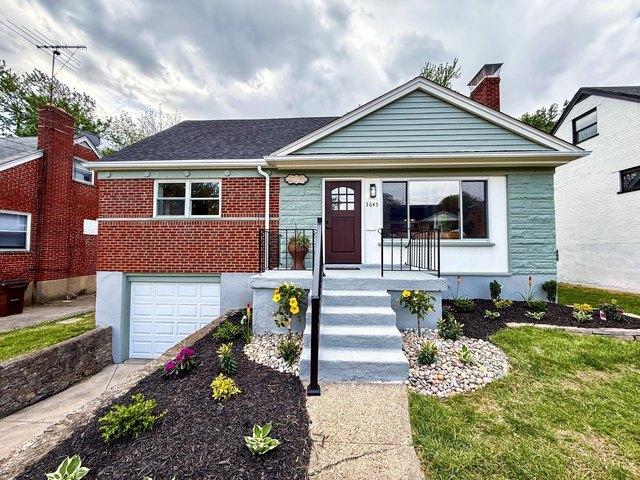 3645 Edgebrook Dr, Green Township, OH 45248