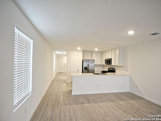 3645 Swift Fox Rd