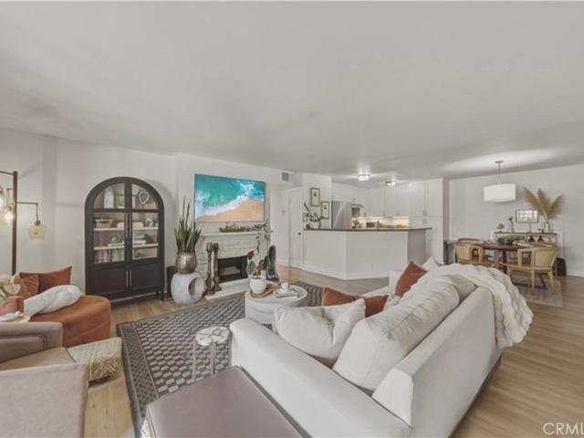 3645 S Bear St Unit F, Santa Ana, CA 92704