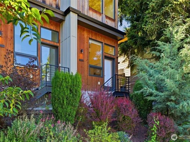 3645 22nd Ave W Unit G, Seattle, WA 98199