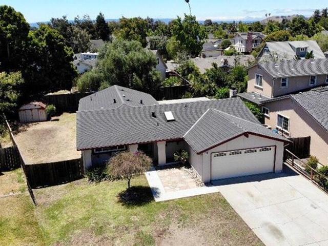 36461 Peugeot Pl, Newark, CA 94560