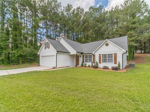 3646 N Sharon Church Rd, Loganville, GA 30052