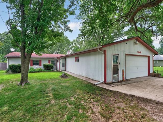 3646 Algonquin Blvd, Rockford, IL 61102