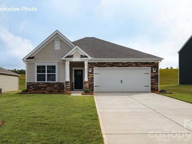 3647 Charles St NW, Conover, NC 28613