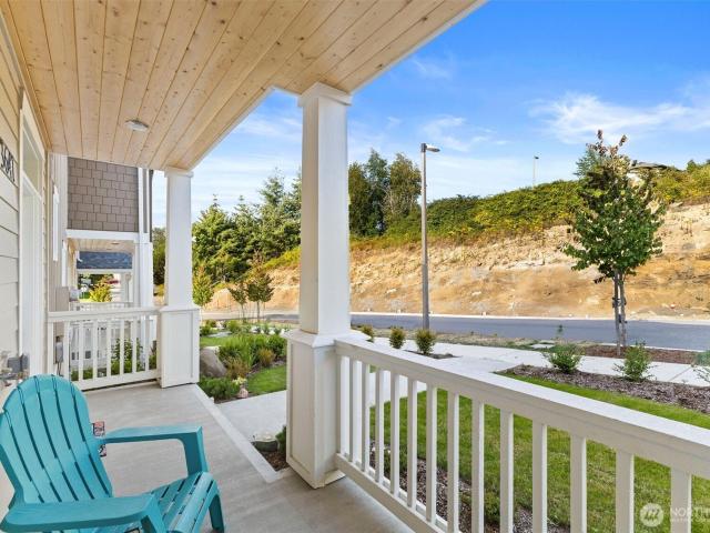 3647 Sussex Dr