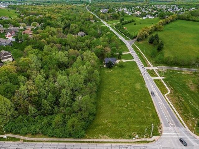 3647 Tonganoxie Rd, Leavenworth, KS 66048