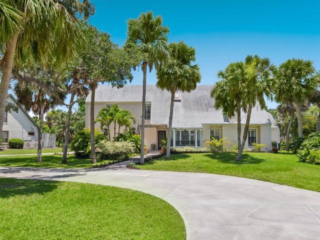 3648 Beneva Oaks Blvd, Sarasota, FL 34233 | MLS #A4643