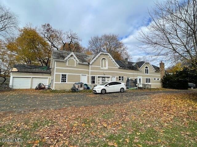 3648 Horseshoe Dr, Valatie, NY 12184