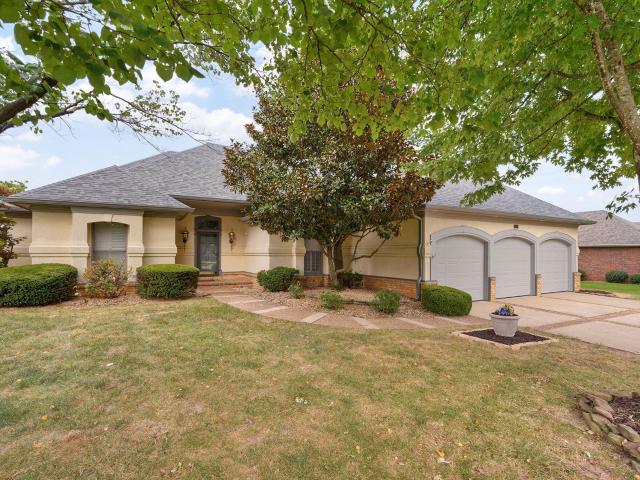 3649 E Kensington Drive