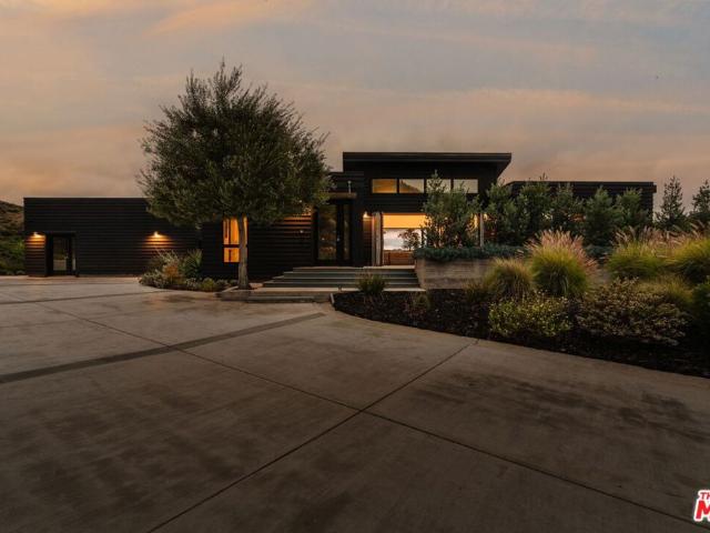 3649 Kanan Road