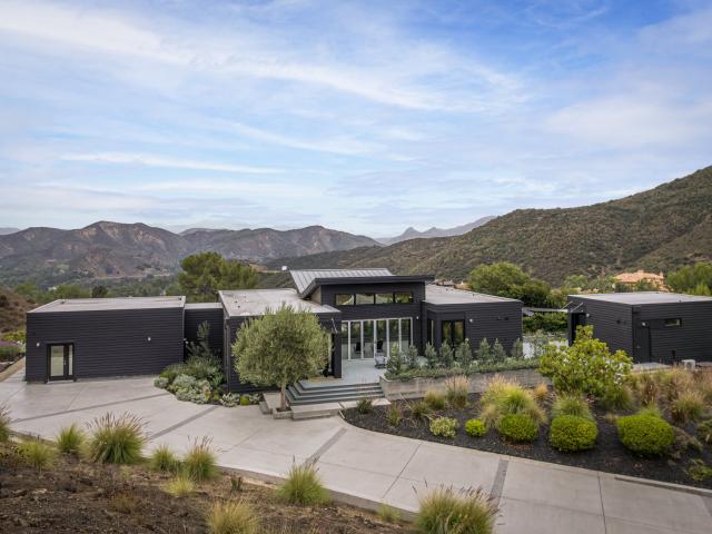 3649 Kanan Road, Agoura Hills, US, CA