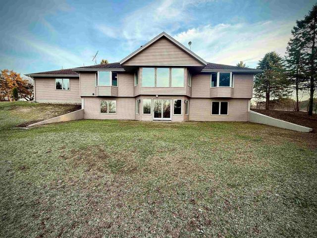 3640 Moffett Rd, Rockton, IL 61072 | MLS #202601 | Compass