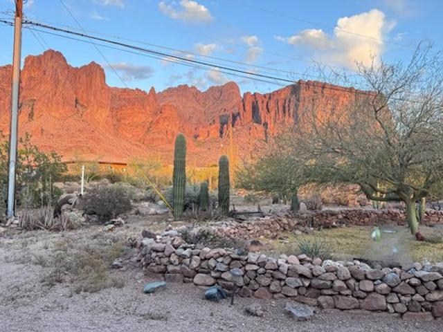 3640 N Prospectors Rd, Apache Junction, AZ 85119