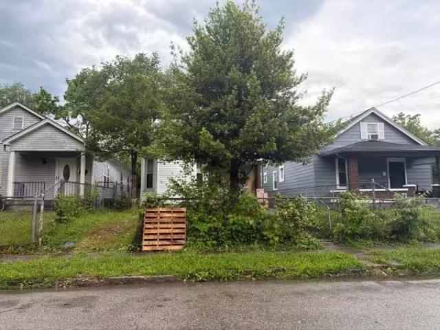 3640 Vermont Ave, Louisville, KY 40211