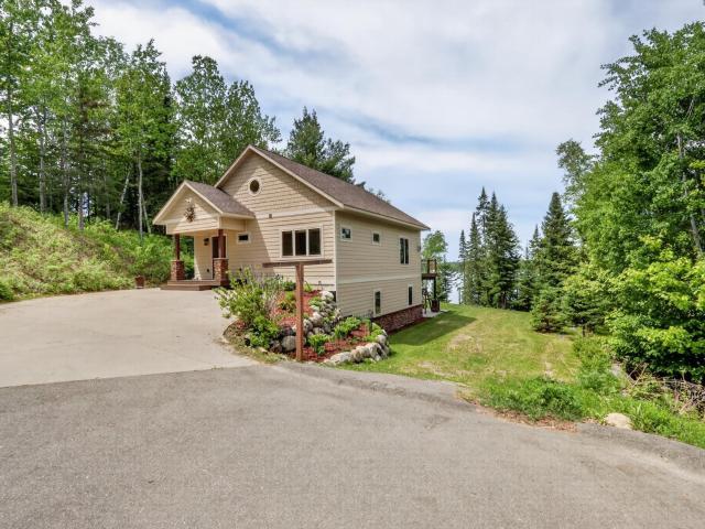 36413 Shoreview Drive