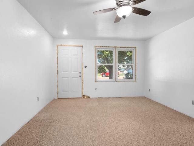 3641 east river drive