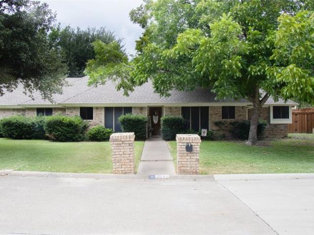 3641 Green Hollow Dr, Grand Prairie, TX 75052