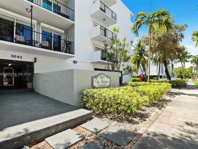 3642 NE 171 St, Unit 506, North Miami Beach, FL 33160 | MLS #A11932 | Compass