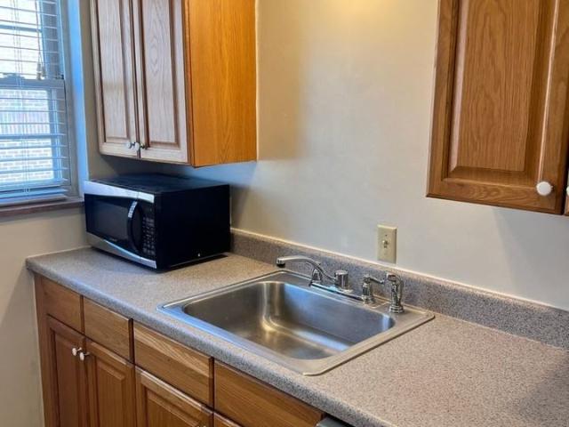 3642 Edwards 1 Bedroom Apartment for Rent at 3642 Edwards Rd, Cincinnati, OH 45208 Hyde Park