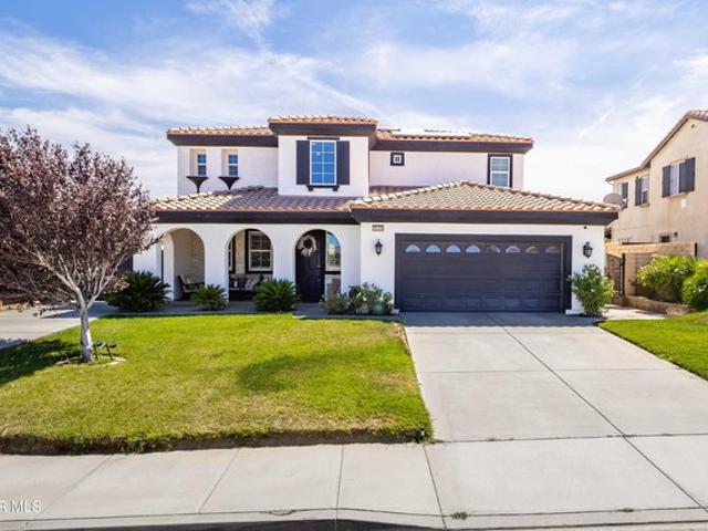 3642 th St E, Palmdale, CA 93552