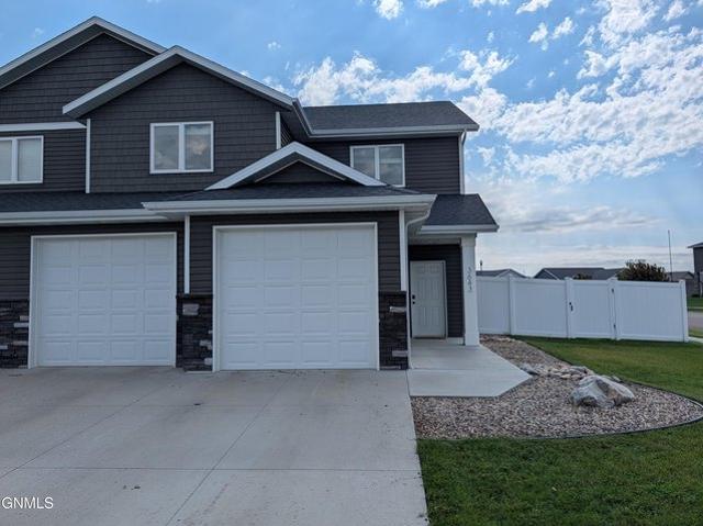 3643 Meridian Dr, Bismarck, ND 58504