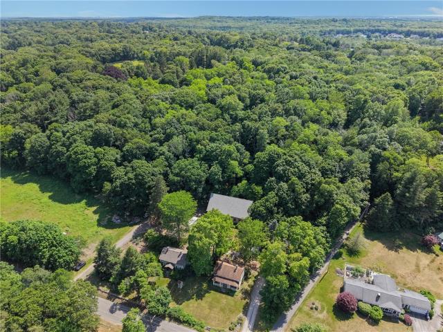 364 Abbott Run Valley Road
